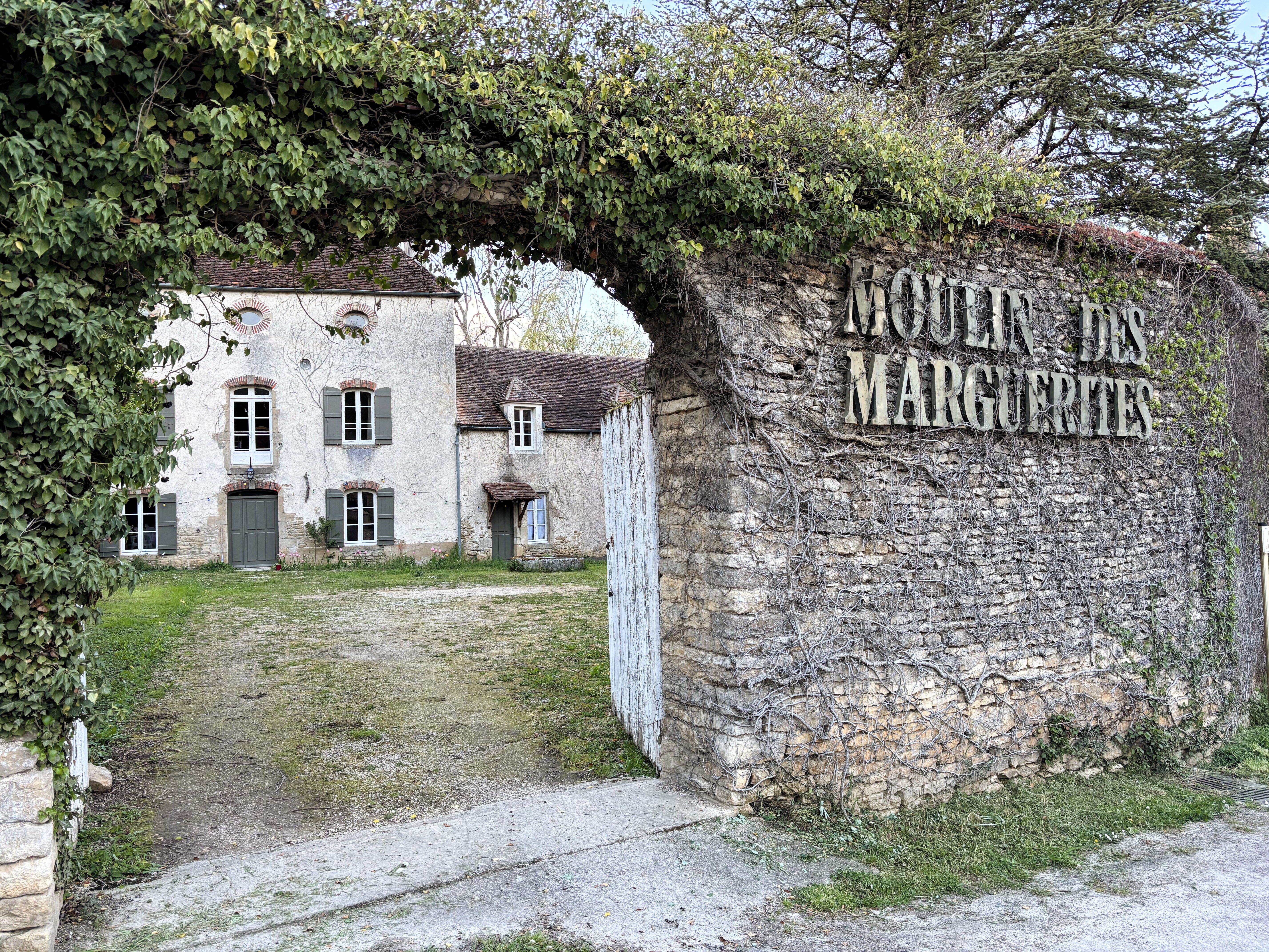 Le Moulin Des Marguerites - Vézelay